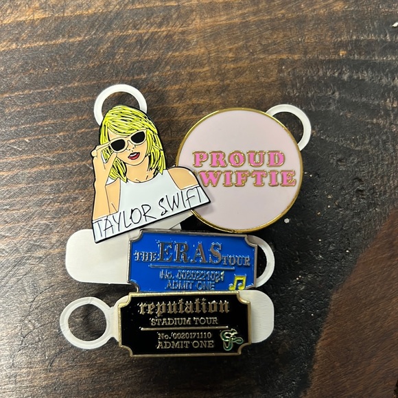 Accessories | Set Of Four Taylor Swift Pins | Poshmark